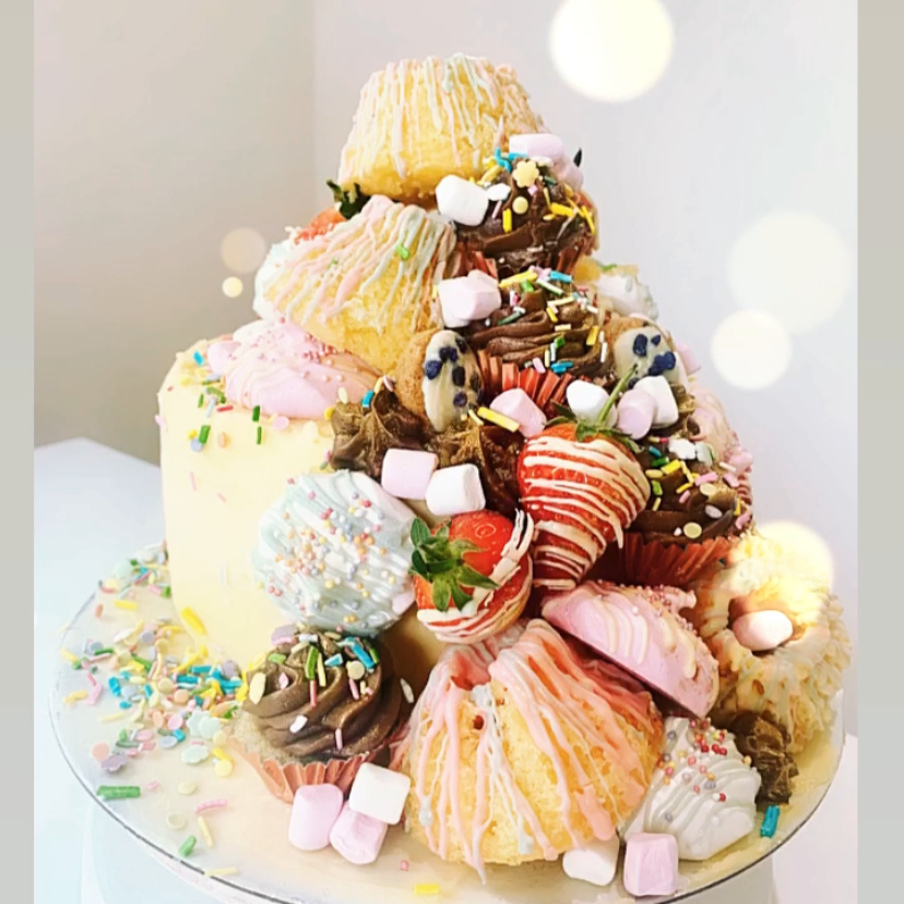 Extravaganza Cakes – The Naked Food Company